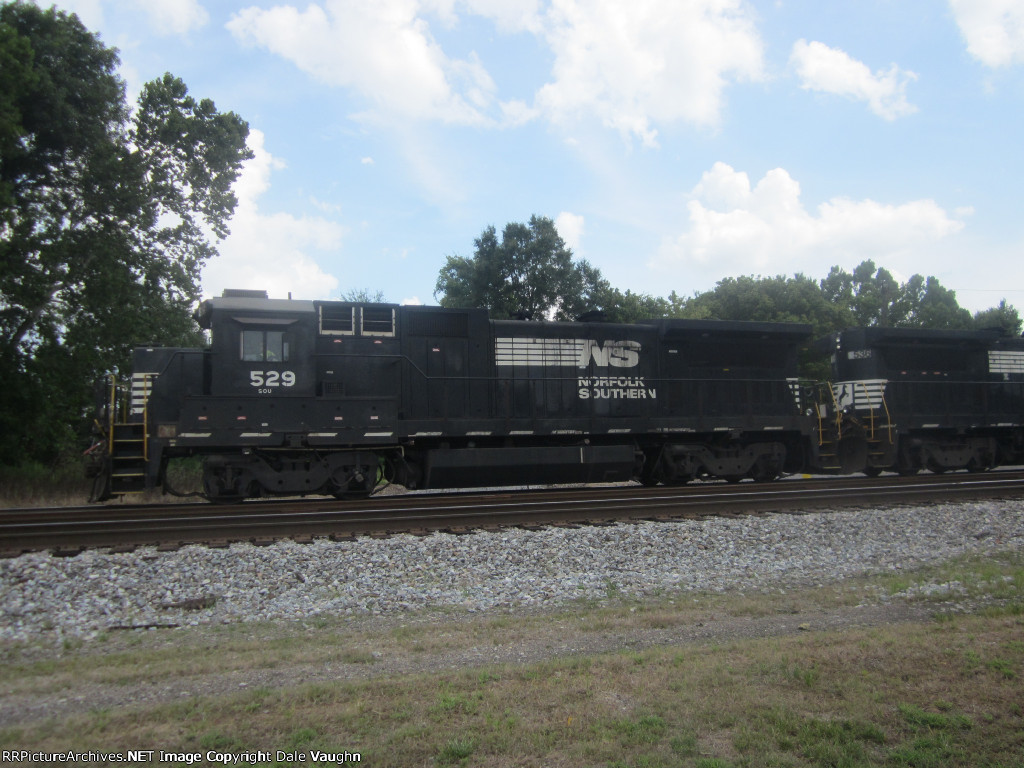 NS 527